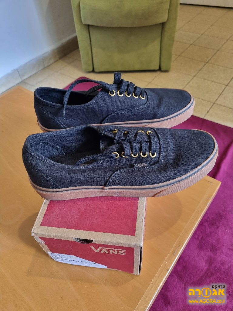 נעלי vans שחוריים עם סוללה גומי - 40 יד שניה / יד 2 למסירה בחינם בתל ...